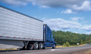 Dry Van Trucks – Falcon Logistics Inc